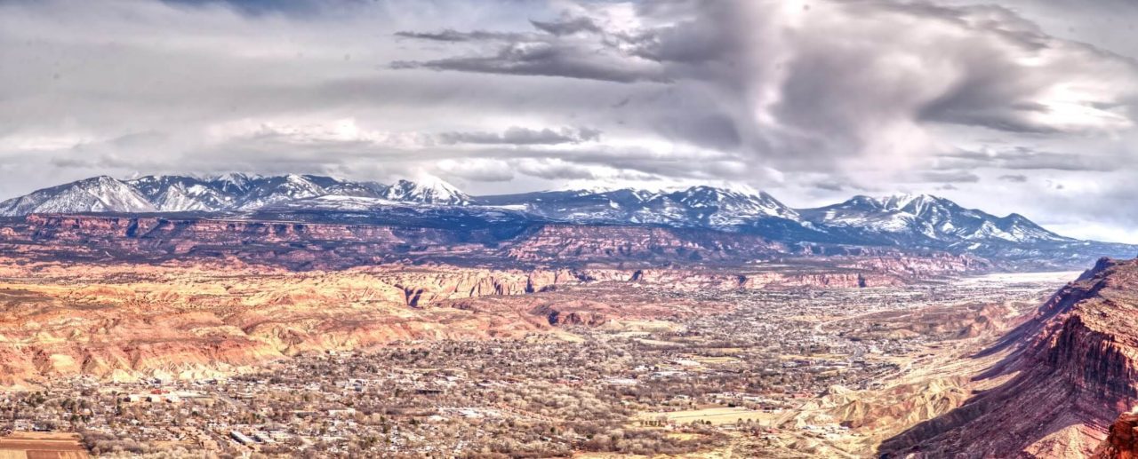 7-Step Guide To Exploring the Portal Overlook Trail - Im Jess Traveling